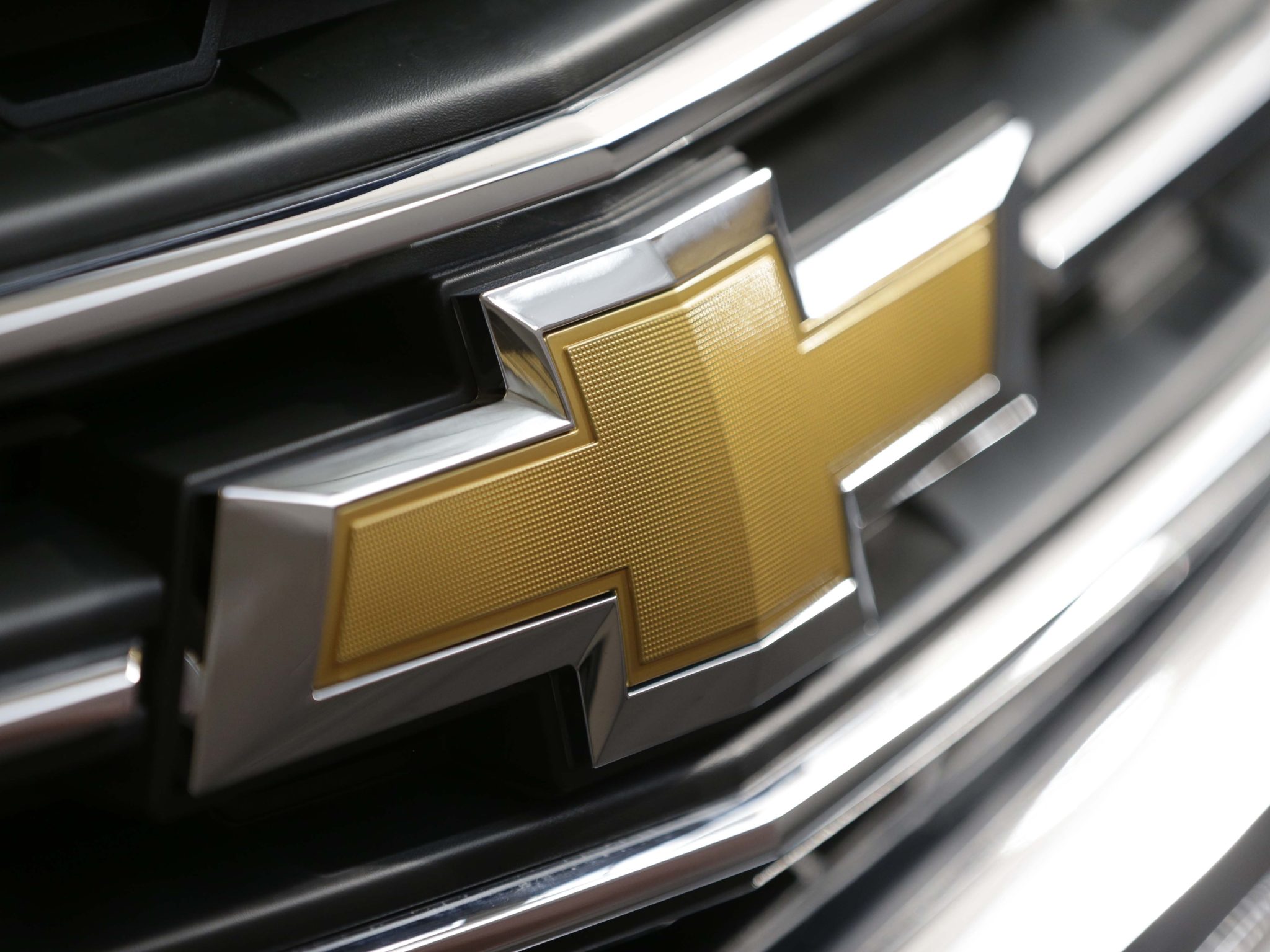 Значок Chevrolet: что означает логотип (эмблема) на автомобилях Шевроле